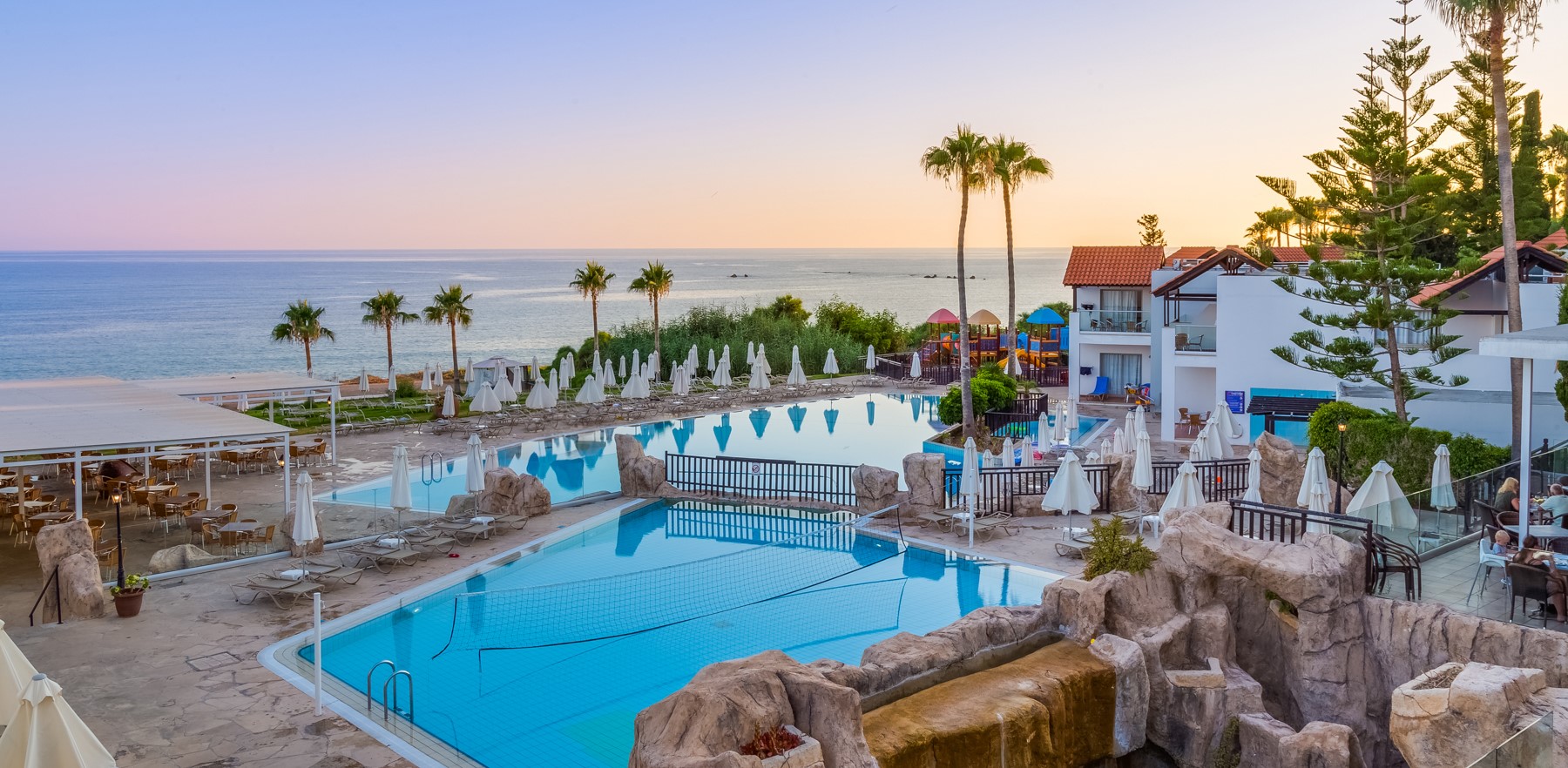 В Пафосе открылся новый 4-звездочный отель Kapetanios Aqua Resort ...